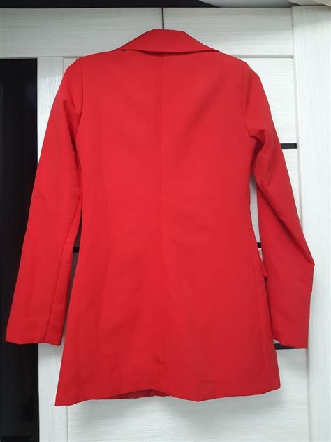 Класичний жіночий брючний костюм піджак з плечиками та брюками 1 070 грн Костюми з брюками