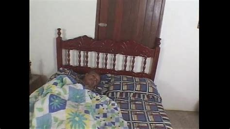 Ariel Paola Model Page