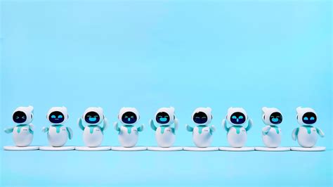 Eilik Un Robot Compañero De Escritorio Con Interacciones Multirobot De Inteligencia Emocional