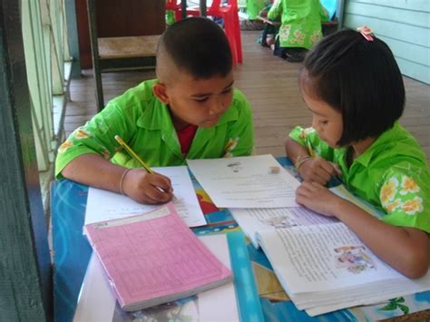 แก้ปัญหา “เด็กอ่านไม่ออก เขียนไม่ได้” บันได 6 ขั้น นวัตกรรมใหม่ ที่