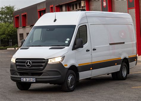 Load Lugging Mercedes Benz Sprinter Upgraded With New Model The Citizen