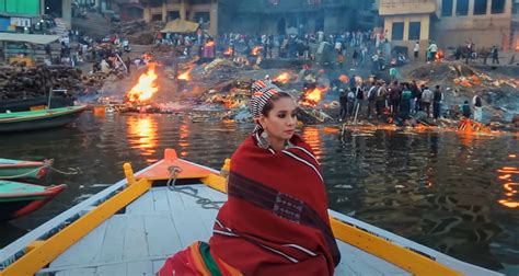 Singer Kalpana पटोवारी का संगीतमय वृतचित्र गंगास्नान हुआ रिलीज