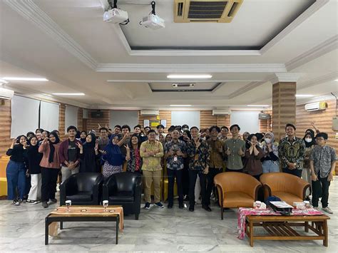 Kuliah Tamu Mata Kuliah Pemrograman Web Webassembly Era Baru Dunia Web Untuk Mengaktifkan