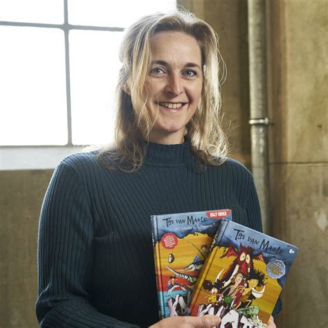 Esther Van Den Brink Sam Community