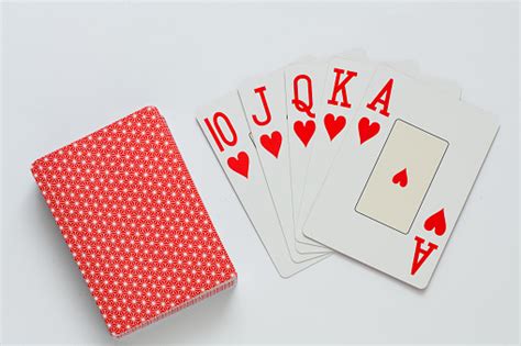 로얄 스트레이트 플러시 카드 포커 손에 마음을 재생합니다 데크에 대한 스톡 사진 및 기타 이미지 데크 놀기 가능성 Istock