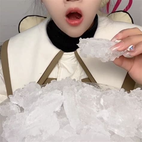 冰巧儿 嘎嘣脆纯冰 西红柿 炖番茄 西红柿 炖番茄 哔哩哔哩视频