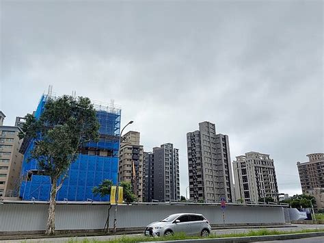 房價怎麼降？他問預售、中古誰先跌專家揪「時機點」：這幾區最明顯 民生頭條