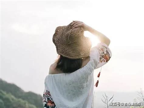 什么是健康的生活方式？人和内耗体魄