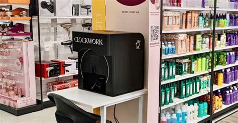 Robot Manicure Shakes Up Multibillion Dollar Nail Industry Robotplace