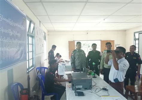 မာန်အောင်မြို့နယ်တွင်e Idစနစ်လုပ်ငန်းဆိုင်ရာဇီဝဆိုင်ရာအချက်အလက် Biometric ကောက်ယူခြင်းလုပ်ငန