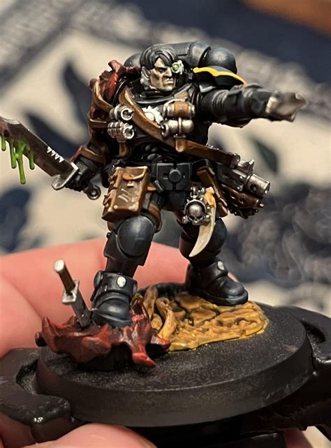 Finishing Up My Combi Weapon Lt For 2nd Company Rravenguard40k