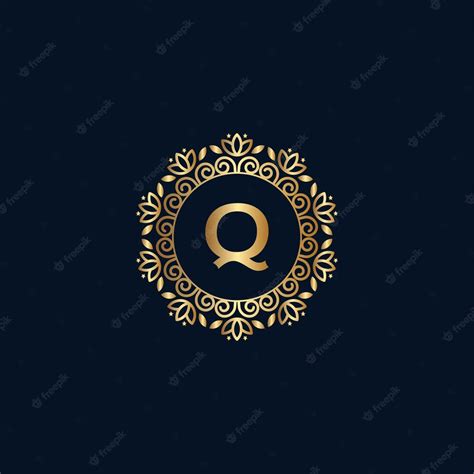 Gold Royal 로고 뷰티 럭셔리 레터 Q 프리미엄 벡터