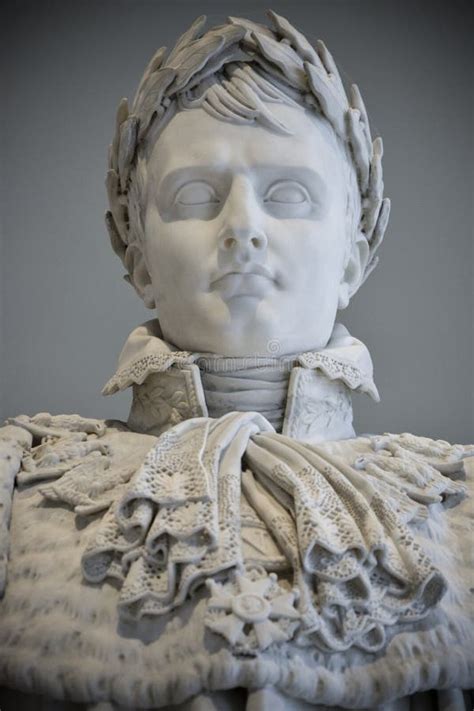 Statue Napoleon Bonaparte Louvre Paris Frankreich Redaktionelles Foto