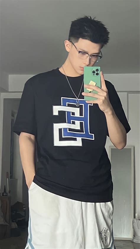 Xiao Wang 小汪 ทรงผม ทรงผมผู้ชาย คนร้อน