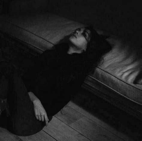 Чёрные обои ВКонтакте