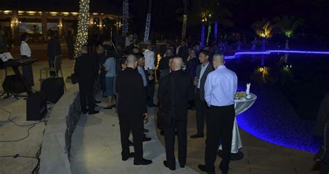 ထိုင်းစစ်ဦးစီးချုပ်ကို မြန်မာစစ်ခေါင်းဆောင်က ငပလီတွင် ညစာစားပွဲဖြင့် ကြိုဆိုဧည့်ခံ ဓာတ်ပုံ