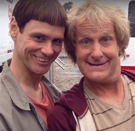 Trailer Dumb And Dumber To Debi And Lóide 2 Urbe Por Bruno Natal