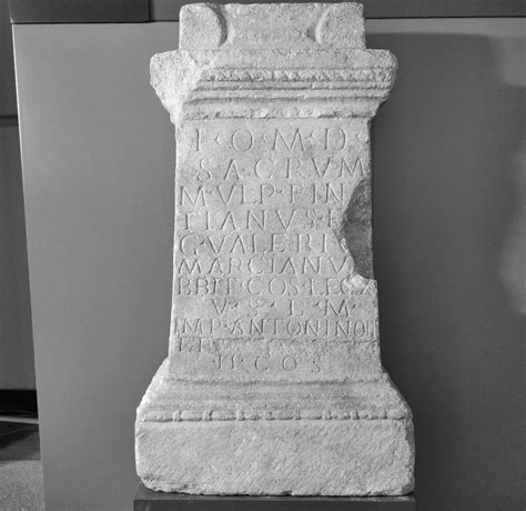 Végképp Eltörölni Egy Savariai Oltár Története Múzeumi Mozaik