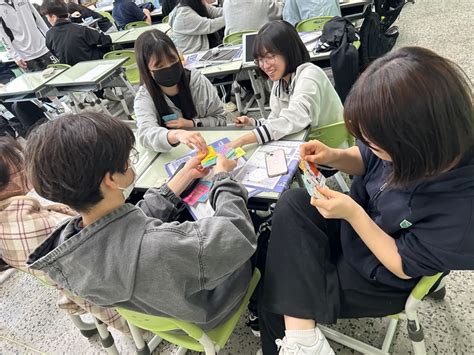 데이터드리븐 진로문장완성검사 해석 서비스 프로토타입 개발 전자신문