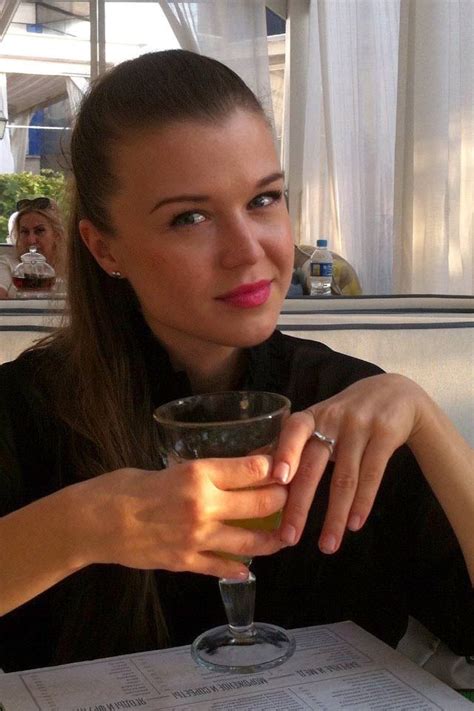 Want To Know Julias Routine For Young Looking Beautiful Hands Check Out Her Post Hand Care