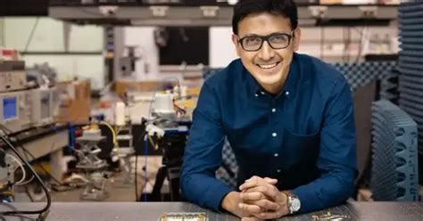 New Antennas And Microchips Assist Electronics In Blurring The Gap Between Science And Science