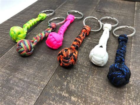 29 DIY Paracord Keychains The Funky Stitch