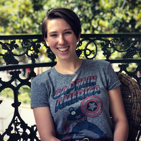 Short Haired Cutie Scrolller