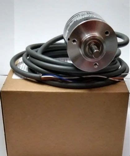 Black E6b2 Cwz6c 2000 Omron Rotary Encoder For Industrial At Rs 4500 Piece In New Delhi
