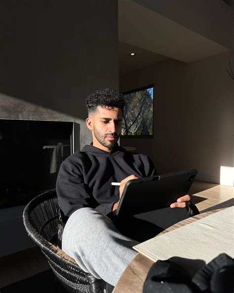 Umar Ashraf Umarashraf • Instagram Photos And Videos