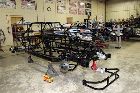 Dirt Modified Chassis Builders