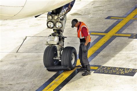 Licencia De Mantenimiento Aeronáutico Lma Qué Es Y Para Qué Sirve