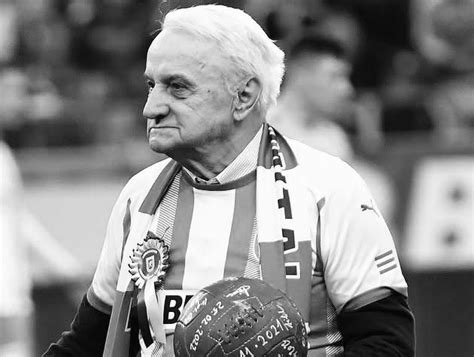 Doliu în Lumea Fotbalului Românesc A Murit Constantin Bâtlan Ziarul