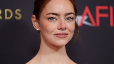 Emma Stone Se Torna Mulher Mais Jovem Com 7 Indicações Ao Oscar Tmc