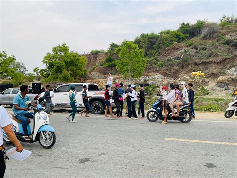 យុង យ័ន Yong Yuan Added A New Photo យុង យ័ន Yong Yuan