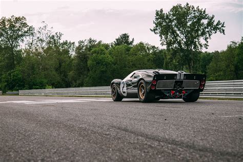 Restored Le Mans Winning 1966 Ford Gt40 Coming To La Auto Show Carscoops