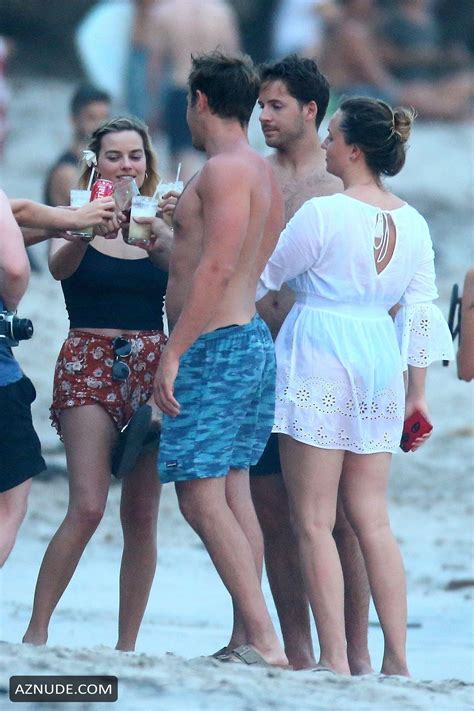 Margot Robbie Sexy On A Vacation With Her Husband In Costa Rica AZNude