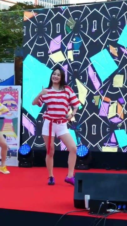 다른 노래 같은 느낌적인 느낌은 뭘까요 ㅎㅎ 빠져서 들어보고 집중하면서 봐주세요 Youtube