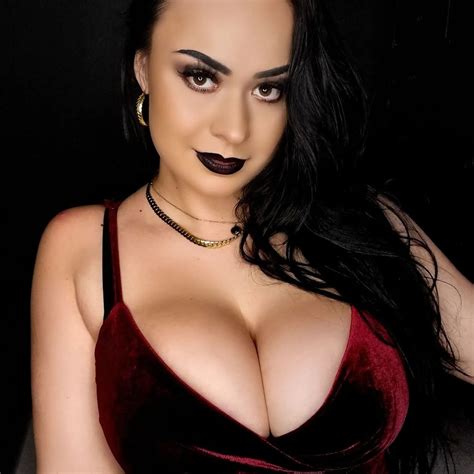 Check Out Carli Charlotte Carlicharlotte On Linkme