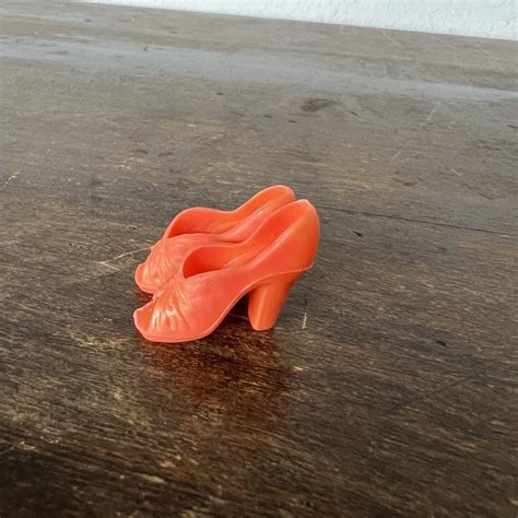 Vtg 1970s Mego Cher Doll Red Sandals Shoes Fits Wonder Woman Farrah