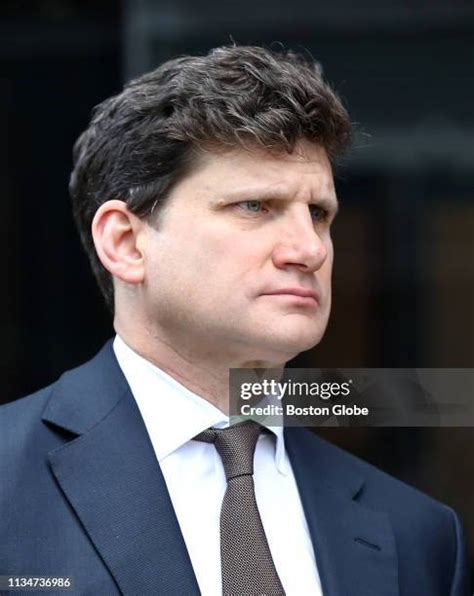 Gordon Caplan Photos And Premium High Res Pictures Getty Images