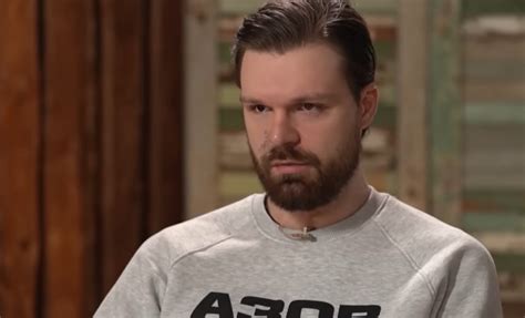 Звільнений з полону азовець Маріуполь можна повернути лише військовим шляхом Новини