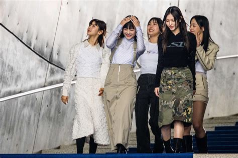 Meet Newjeans K Pop Girl Group That Broke Bts Guinness 44 Off