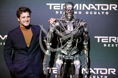 Mezcalent Diego Boneta Con Terminator