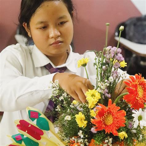 Pib College These Gorgeous Gebogan Bunga Were Carefully