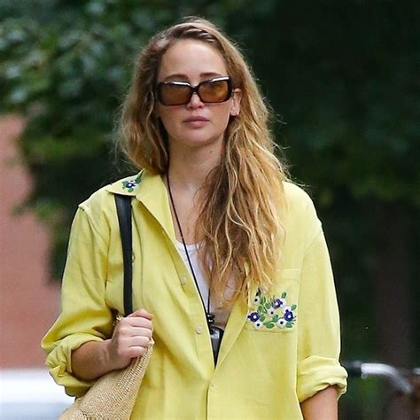 Jennifer Lawrence Traded In Her 890 Jelly Sandals For A 69 Alt Who