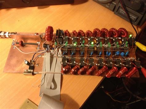 Automatic Antenna Tuner Hackaday