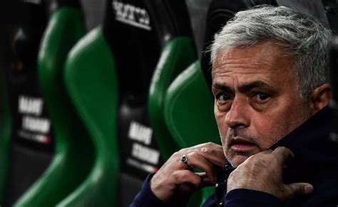 Back To Madrid The Italian Press Places Mourinho Away From Rome
