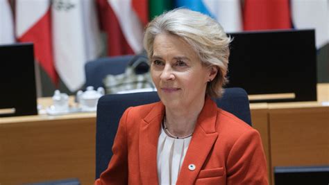 Он би волео да се ЕУ распадне Урсула фон дер Лајен има проблем по имену Доналд Трамп — Rt Balkan