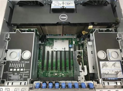 Dell Used Intel Xeon E7 4800v2 4u Rack Server Poweredge R920 Buy Poweredge R920 4u Rack Server