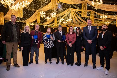 Presidentja Nderon Me Medalje Legjendat E Basketbollit Të Kosovës